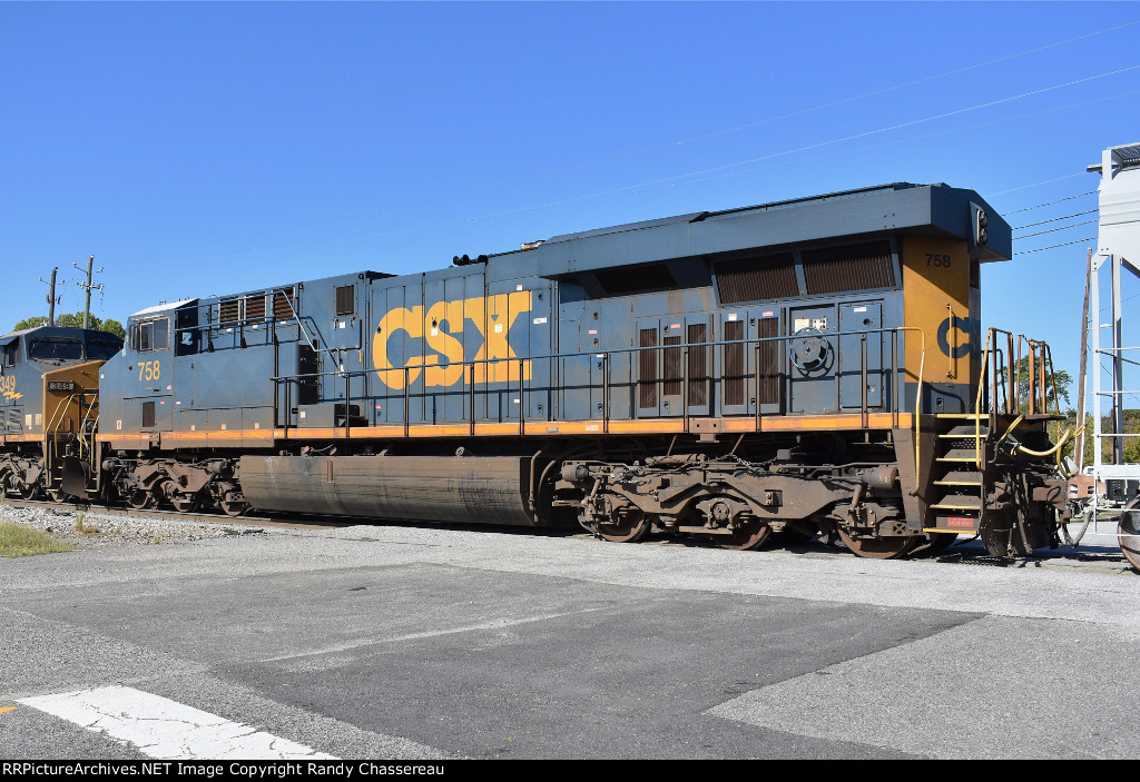 CSX 758